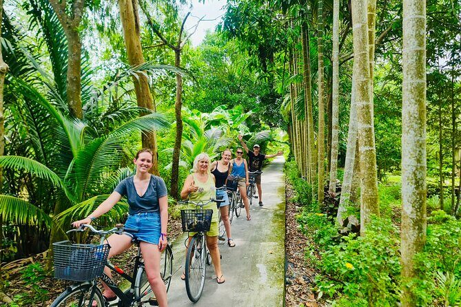 Rach Gia City: U Minh Thuong Forest and Pineapple Village Tour - Day 2: Cycling Through Village Life and Pineapple Fields