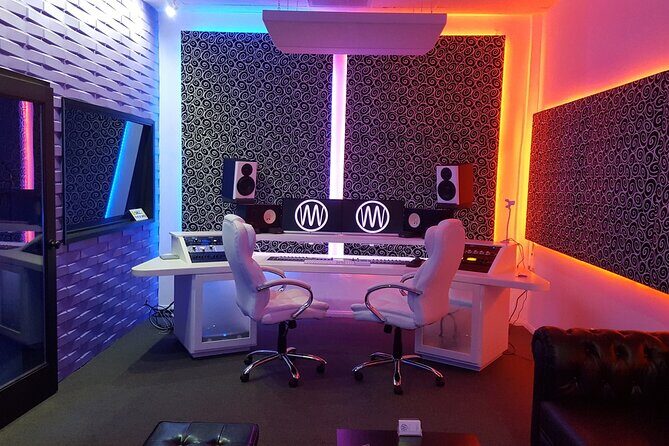 Record Your Own Song in a Hollywood Studio - Exploring the Experience in Detail