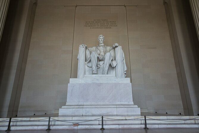 Reflections on a Nation Self-Guided National Mall Highlights Tour - Lincoln Memorial