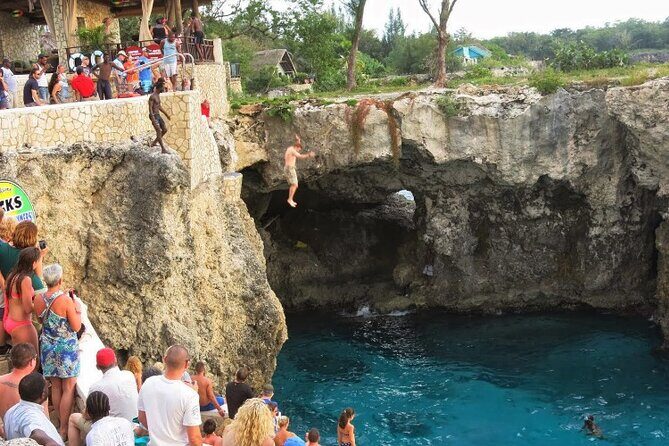 Rick's Cafe and Seven Mile Beach Private Transportation - The Sum Up: Is It Worth It?