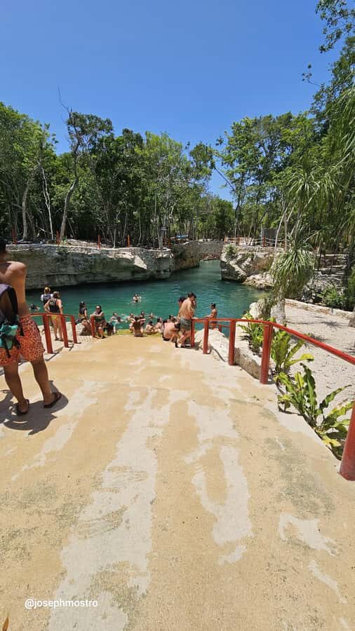 Riviera Maya: Full Day Tour to 5 Magical Cenotes - Transportation, Group Size, and Overall Experience