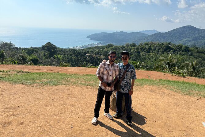 Round Trip Airport Transfers with Private Phuket Tour - A Detailed Breakdown of the Itinerary