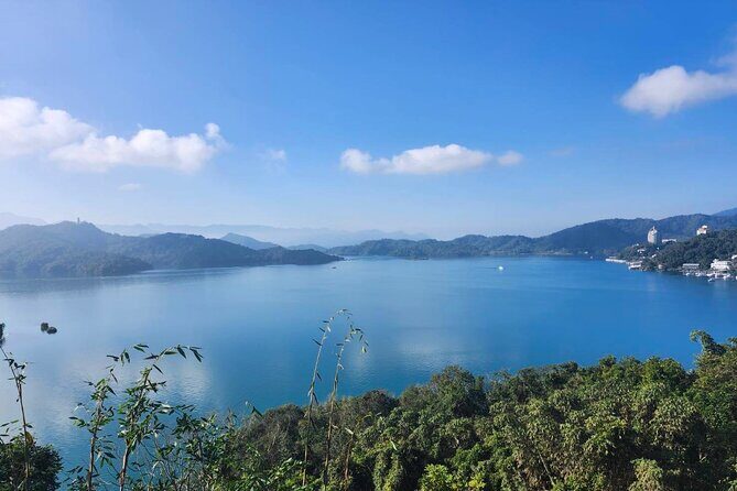 Round Trip Sun Moon Lake Private Tour from Taipei - Who Would Love This Tour?