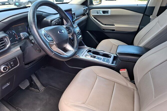 Roundtrip Private Transfer from Aruba Airport (AUA) - What to Expect from the Aruba Airport Transfer