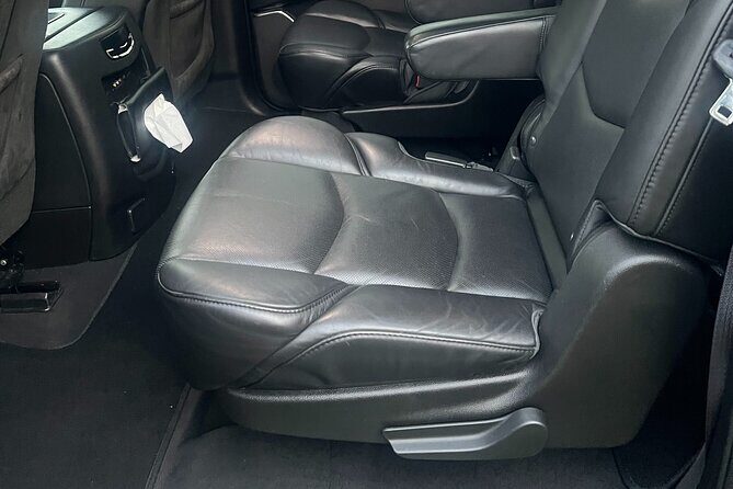 Roundtrip Private Transfer Vancouver Airport (YVR) - Whistler - The Complete Experience