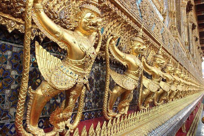 Royal Palace Bangkok Entrance Ticket with Hotel Pick Up - Practical Tips for Your Visit
