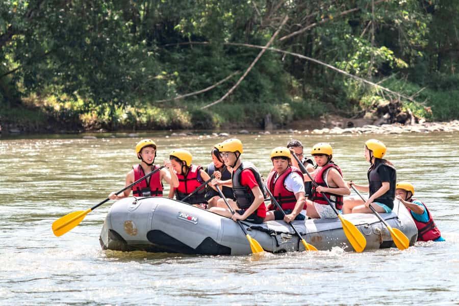 Sabah: Kiulu White Water Rafting (Level 1-2) with Lunch - The Rafting Itself: What to Expect