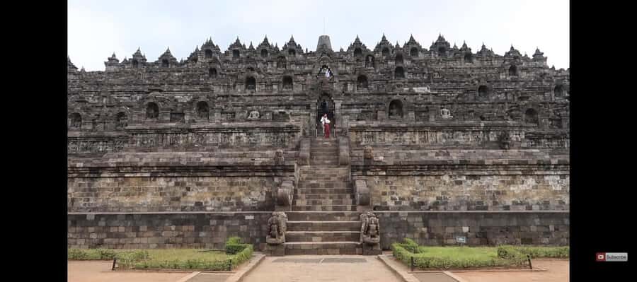 Sacred Stones & Dance: Borobudur, Ratu Boko, Ramayana - Ratu Boko Palace: A Mystical Hilltop Fortress