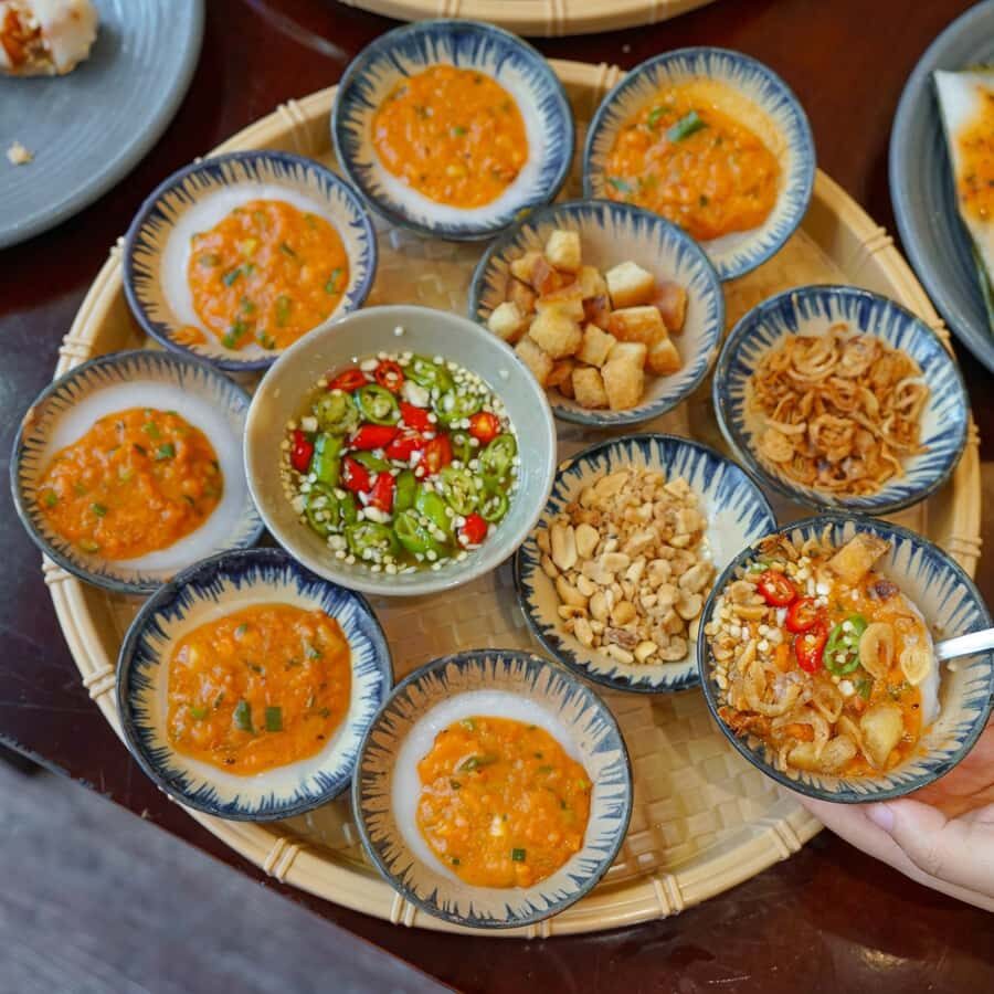 Saigon Street Food Tour: Taste Vietnams 3 Regions in 1 Time - The Itinerary Breakdown: What to Expect
