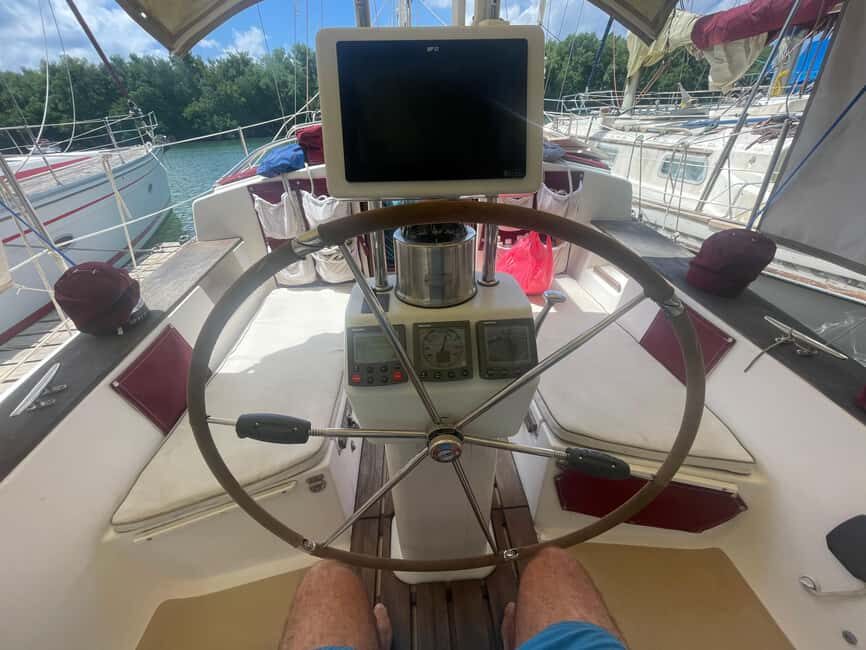 Sail tour to Catalina Island from La Romana - Who Is This Tour Best Suited For?