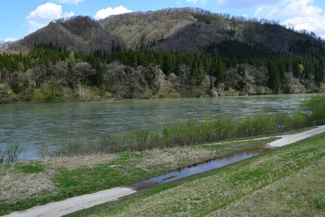 Sakata Cultural and Scenic Tour with Mogami River Cruise by Car - Practical Details and Considerations