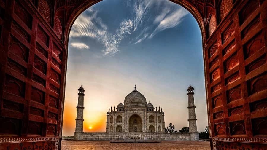 Same Day Agra/Taj Mahal Tour from Delhi : All Inclusive - Guided Tour of the Taj Mahal
