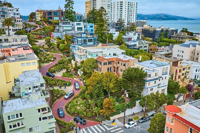 San Francisco Audio Guided Walking Tour 3h15 and 22 reviews - Who Will Love This Tour?