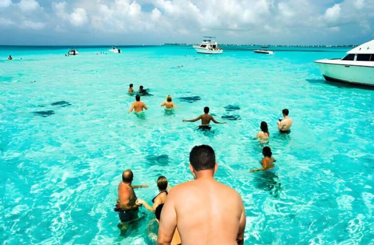 Saona Island Day Tour from Punta Cana with Lunch & Open Bar - Returning From Saona Island