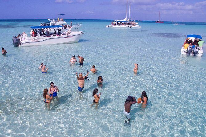 Saona Island Excursion by Catamaran and Speedboat - FAQs