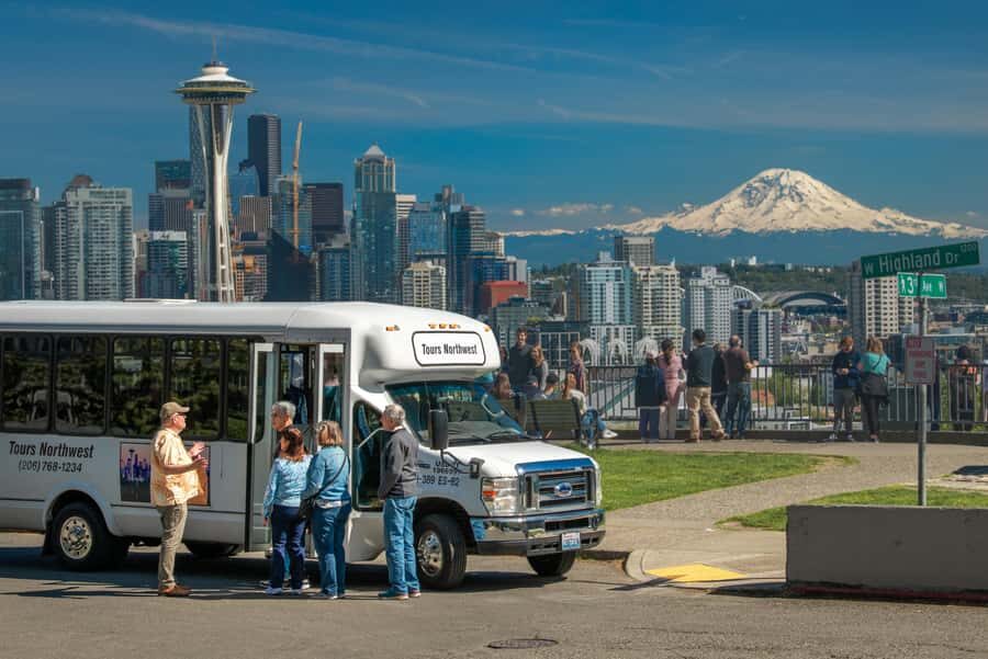 Seattle: Land and Sea Tour Experience - What Makes This Tour Stand Out?