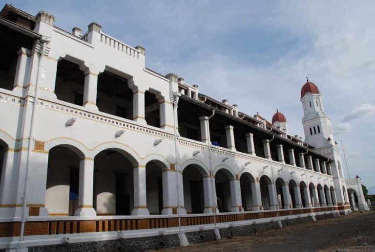 Semarang: Personalized Exploration of City's Jewels - What Makes This Tour Stand Out