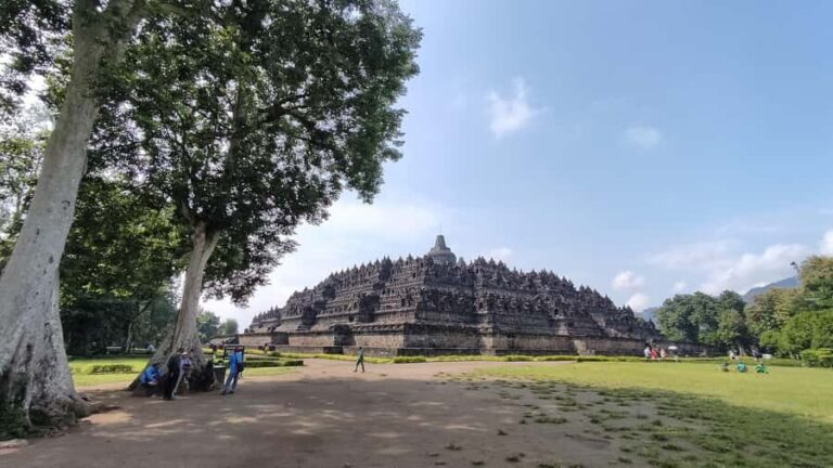 SEMARANG SHORE TOURS: BOROBUDUR TEMPLE EXCURSIONS - What You Can Expect