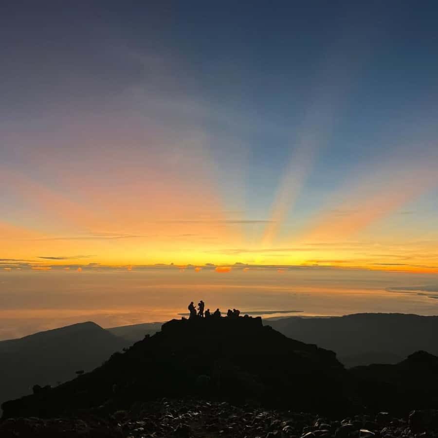 Sembalun: Mount Rinjani 2-Day Private Trekking Tour - Who Should Consider This Trek?