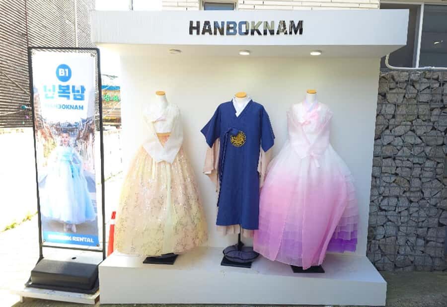 Seoul: Bukchon Hanbok Experience at Hanboknam - Why This Experience Works