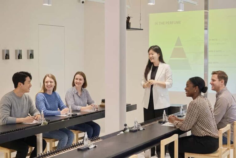 Seoul: Create Your Own Luxury Niche Perfume in Hongdae - Location, Accessibility, and After-Workshop Activities