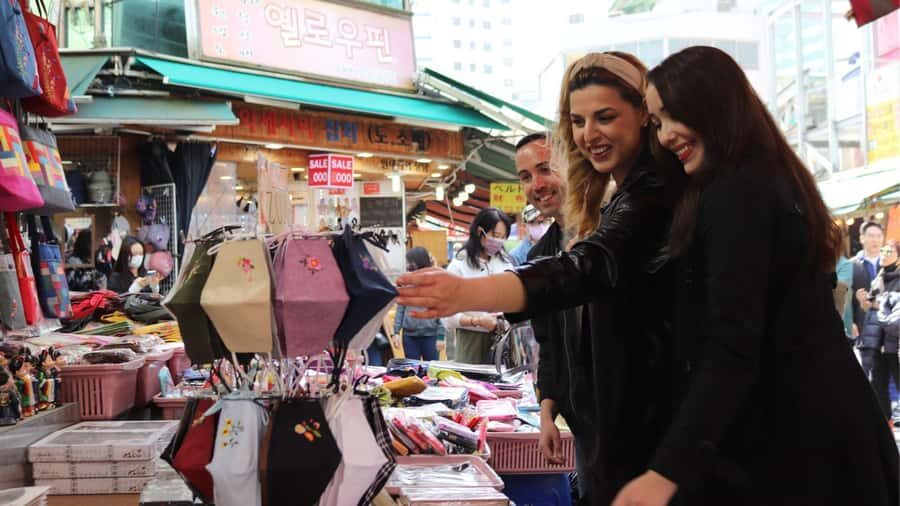 Seoul Private Tour, Highlights & Hidden Gems with a Local - What Makes This Tour Stand Out?