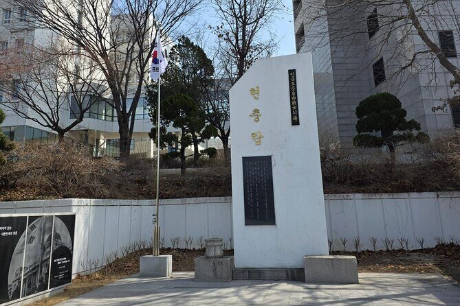 Seoul Walking Tour Korean War History and City Highlights - The Itinerary Breakdown