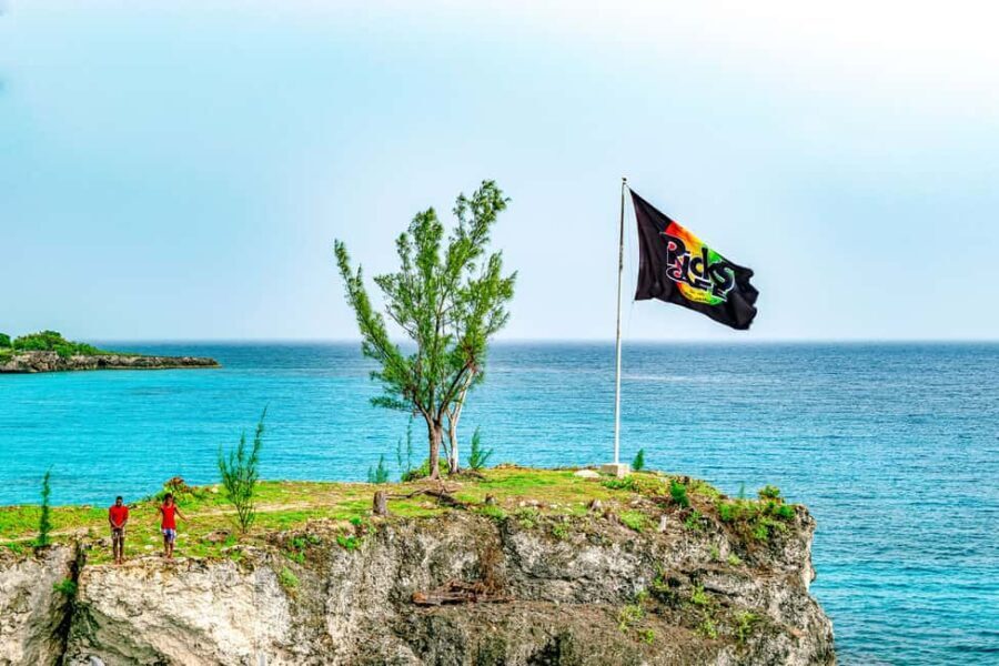 Seven Miles Beach &Ricks Cafe Private Tour From Montego Bay - What Makes This Tour Stand Out
