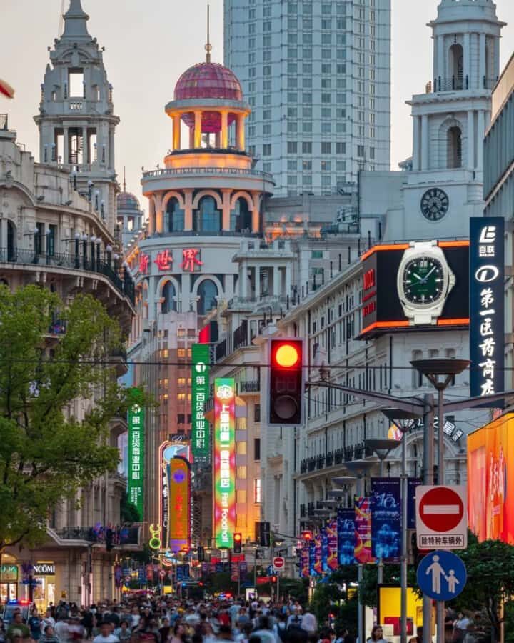 Shanghai: 2-Day Private Tour with 5-Star Hotel Stay - Exploring Shanghai’s Top Sights