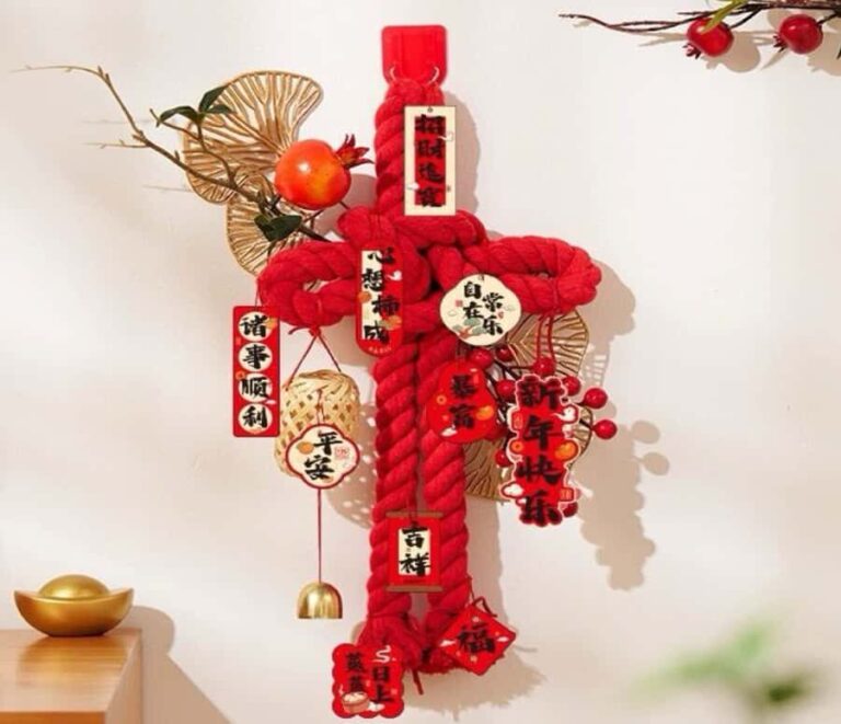 Shanghai Cultural Craft Workshop: Make Your Own Chinese Gift - What It’s Like to Participate