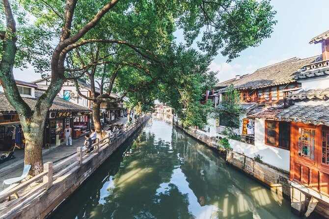 Shanghai Muslim Private Day Tour: Zhujiajiao Water Town and Huxi Mosque - Practical Details and Tips