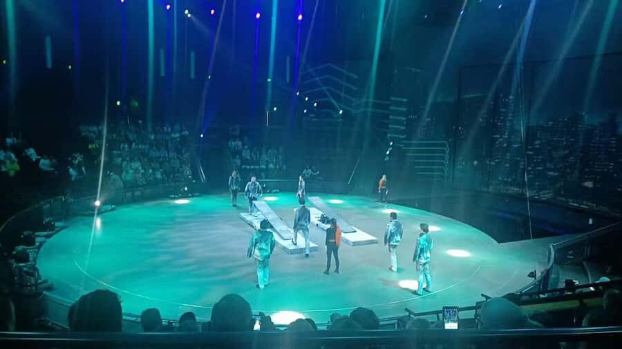 shanghai water village+ERA acrobatic show tour - Practical Details & Tips