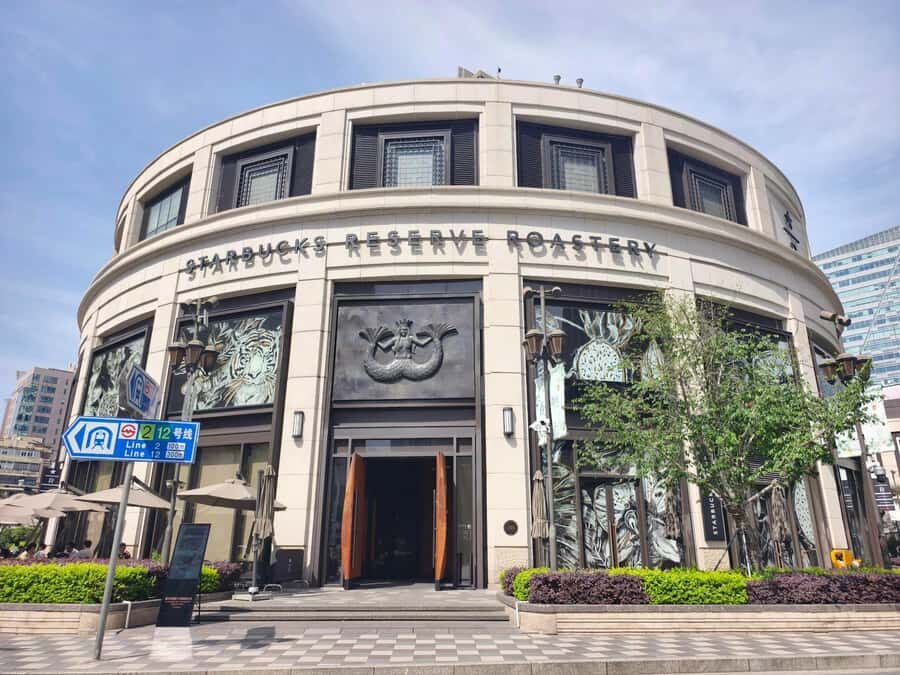 Shanghai Wellness & Culture Tour: Massage & City Walk - Exploring Shanghai’s Contrasts