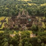 Shared day tour with Spanish-speaking guide at Angkor Temple. - Who Should Consider This Tour?