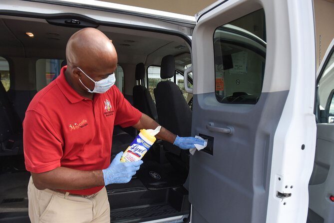 Shared Round Trip Transfer Providenciales Airport to Providenciales Hotels - What to Expect on the Day