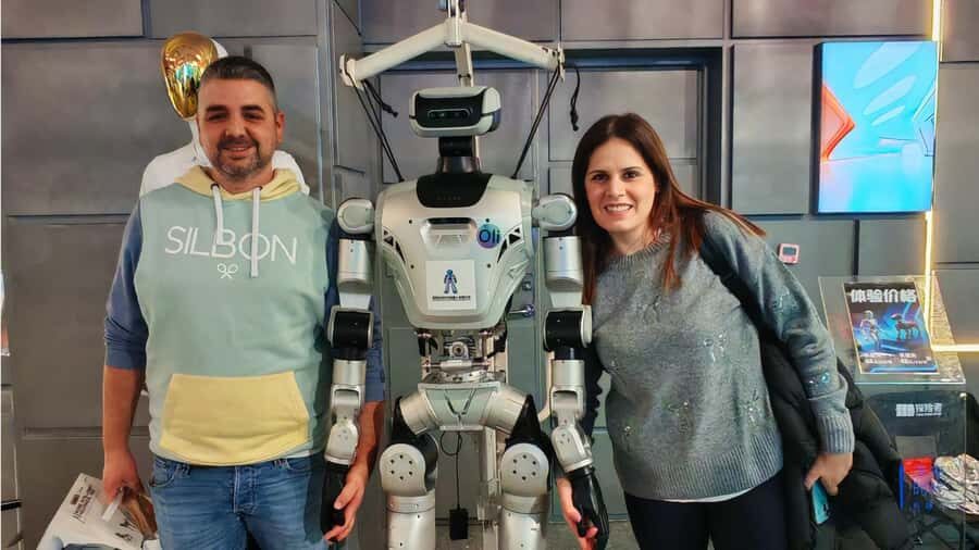 Shenzhen: Hands-On Robotics Experience - Robot Dogs & AI Art - Why This Tour Works Well