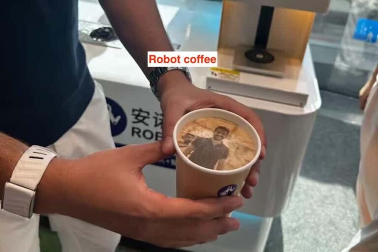 Shenzhen Tech Tour: Humanoid Robots, Driverless Taxi, Drone - Experiencing the Future of Transportation and Food