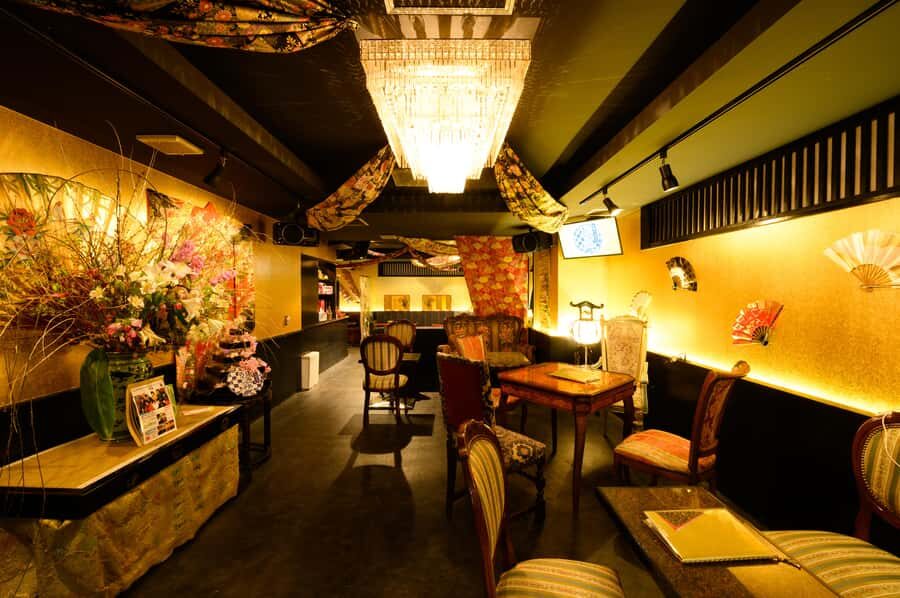 Shinjuku Washoku & Concept Café Tour - What Makes This Tour Stand Out?