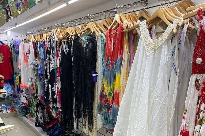 Shopping or souvenirs in Plaza Bávaro - The Transport and Logistics