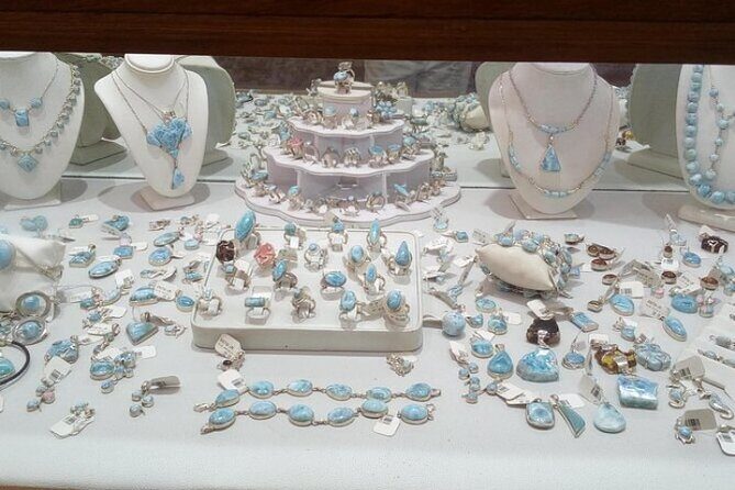 Shopping Tour Punta Cana with private transportation - The Itinerary in Detail