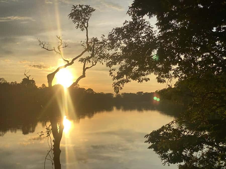 Siem Reap: A Perfect combination tour - Midday: Culture Meets Local Flavor