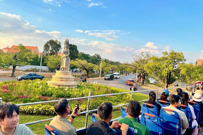 Siem Reap Angkor Sunset Sightseeing tour - Transportation and Group Size