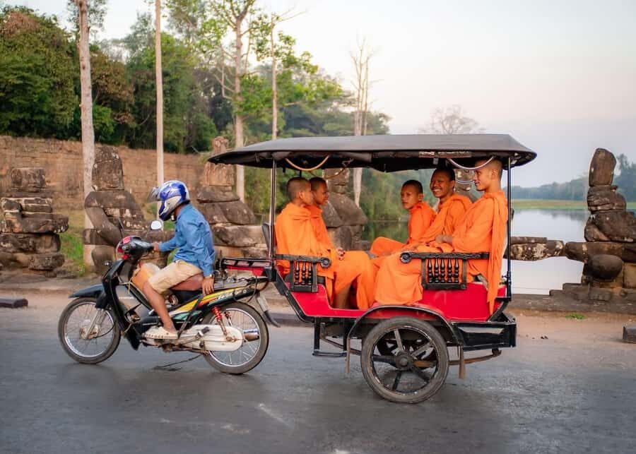 Siem Reap: Angkor Wat Sunrise & Hidden Gems by Tuktuk - What Sets This Tour Apart?