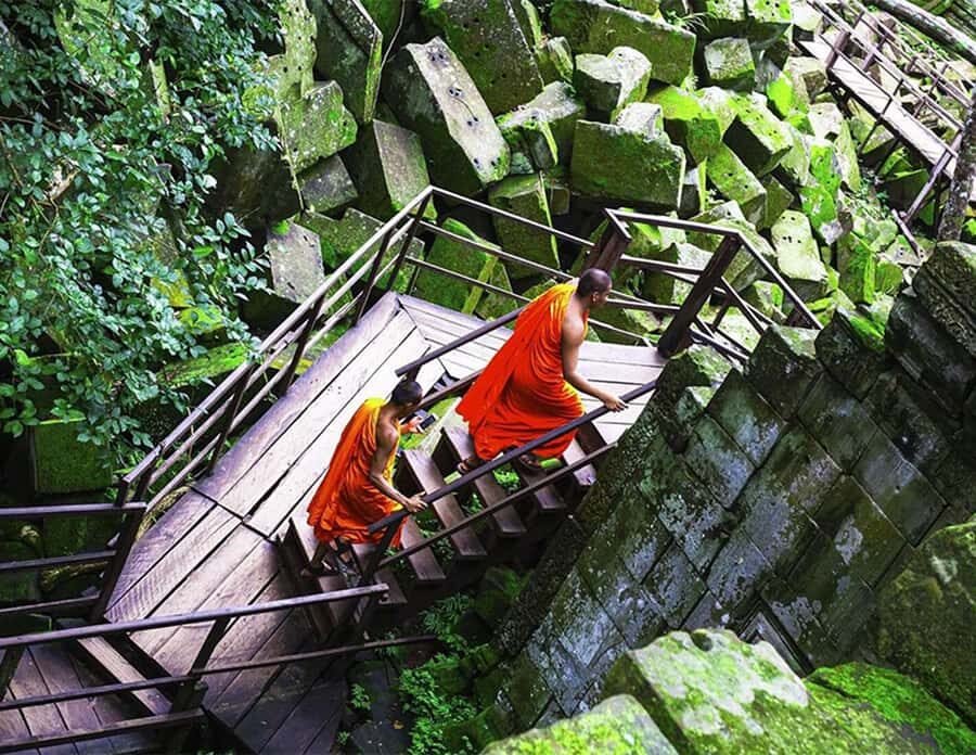 Siem Reap: Beng Mealea Temple and Kampong Phluk Village - Who Will Enjoy This Tour?