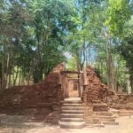 Siem Reap: Sambor Prei Kuk and Kompong Khleang Day Tour - Discovering Kompong Khleang: Life on Stilts