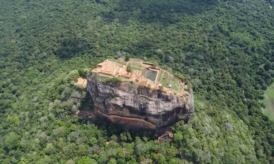 Sigiriya / Pidurangala & Dambulla Caves Tour by Local Expert - Who Should Consider This Tour?