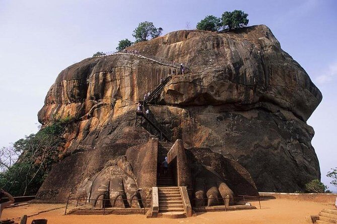 Sigiriya Rock and Dambulla Cave Temples from Colombo (All inclusive day tour) - Final Thoughts: Is This Tour Right for You?