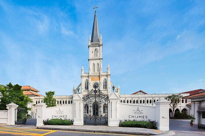 Singapore Civic District Landmarks and Views Tour - The Experience and Group Size