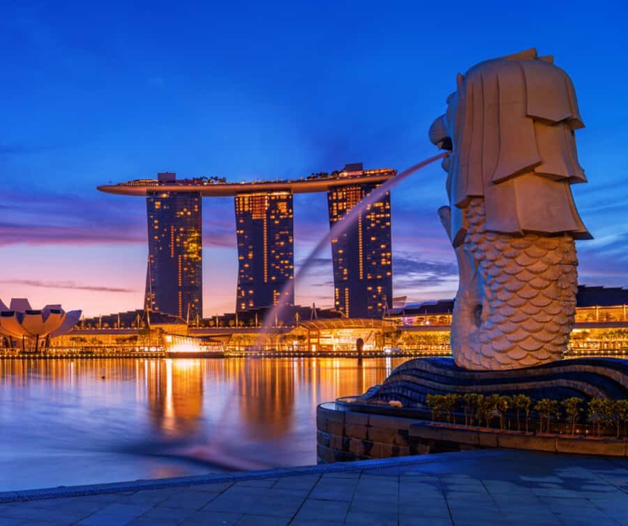 Singapore Marina Bay Night Walk with Spectra & Rhapsody Show - Practical Details and What It Means for You