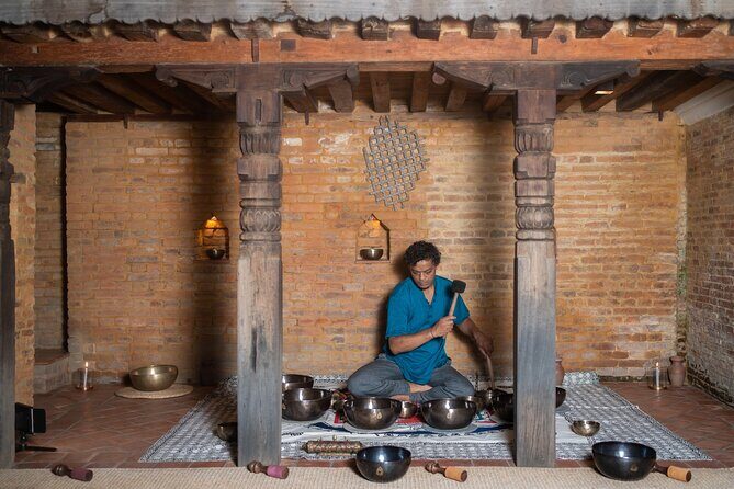 Singing Bowl Sound Therapy Sessions - The Experience Itself: Personal Touches and Customization